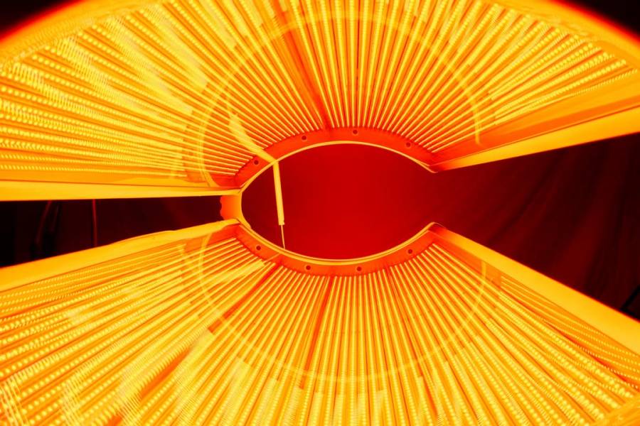 Ember & Ice: Red & LED Light Therapy Beds